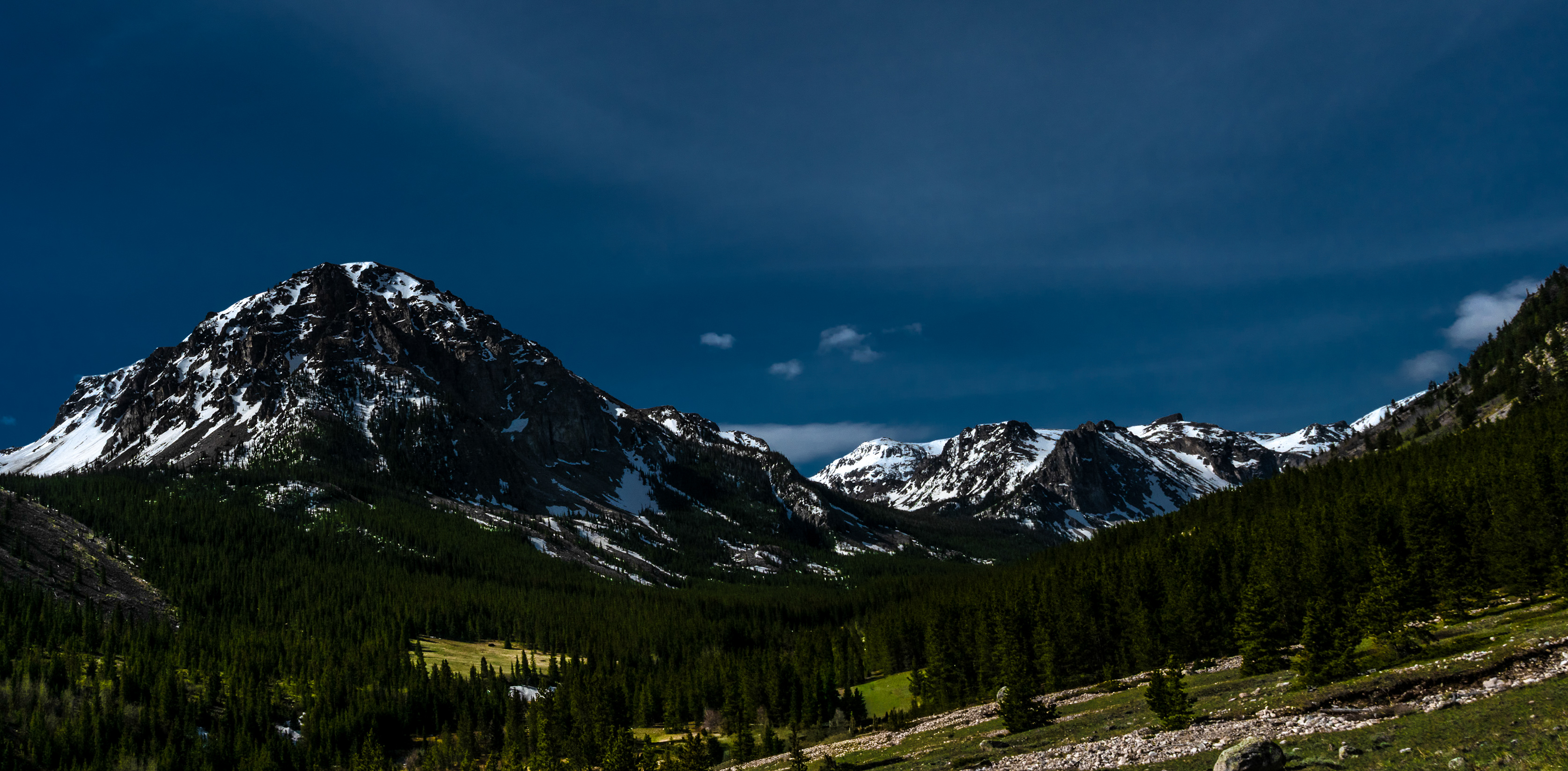 Still Hiding In The Beartooth Mountains Mt – Light Stalking